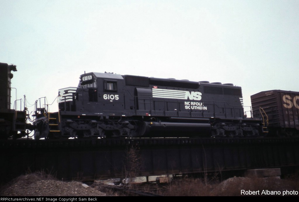 NS 6105-(SD40-2